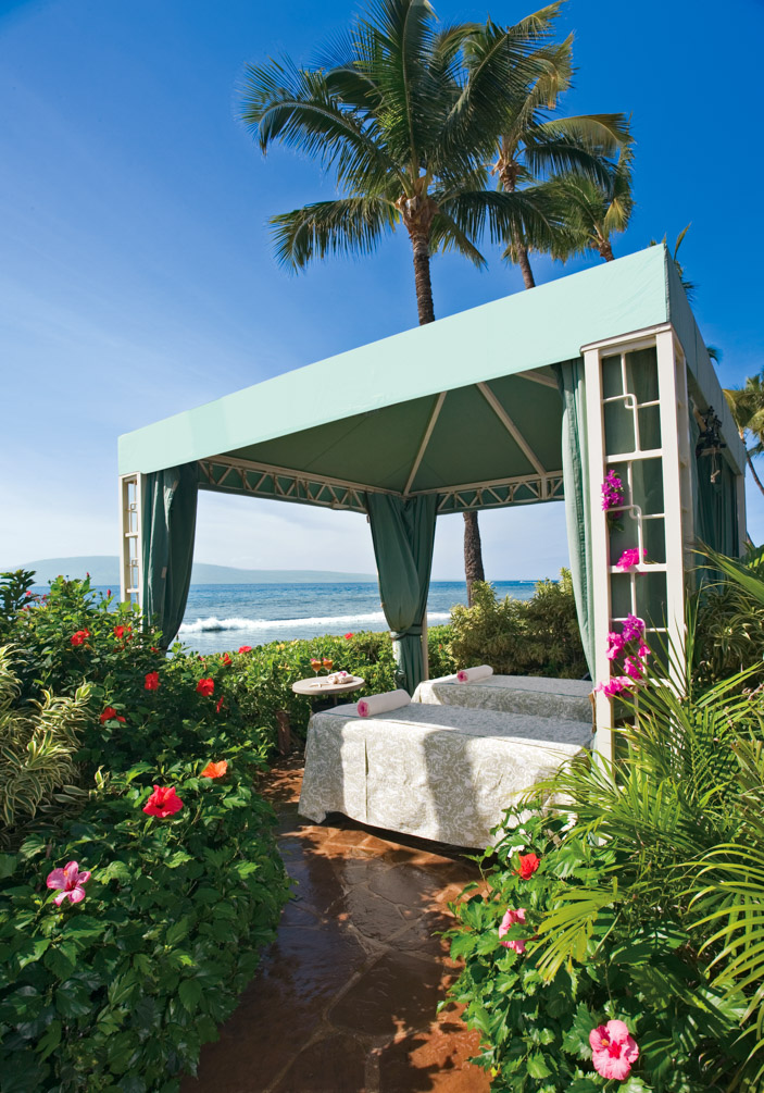 An Authentic Connection to Nature on Hawaii's Magic Isle - Mitch-Stuart